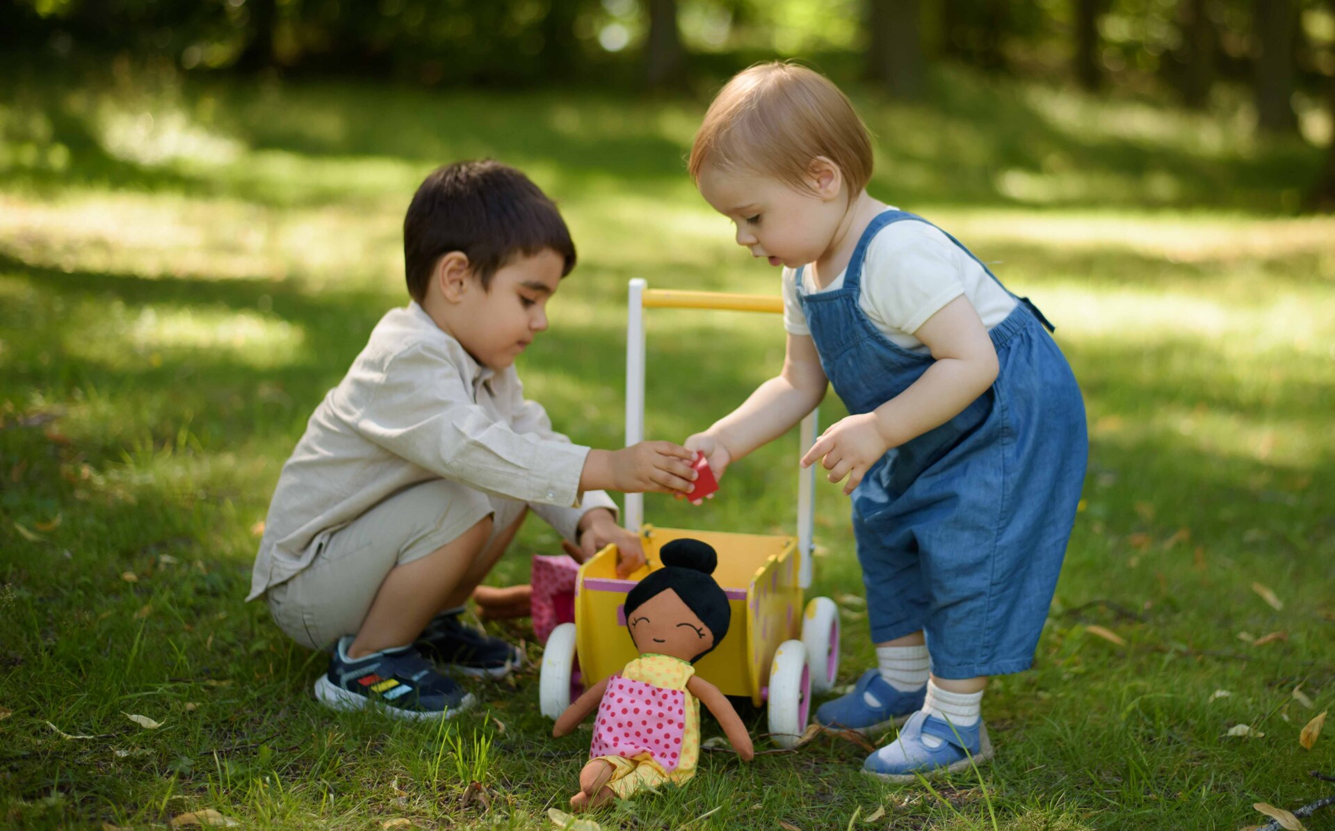 Nukke Amanda - Lekolar Suomi